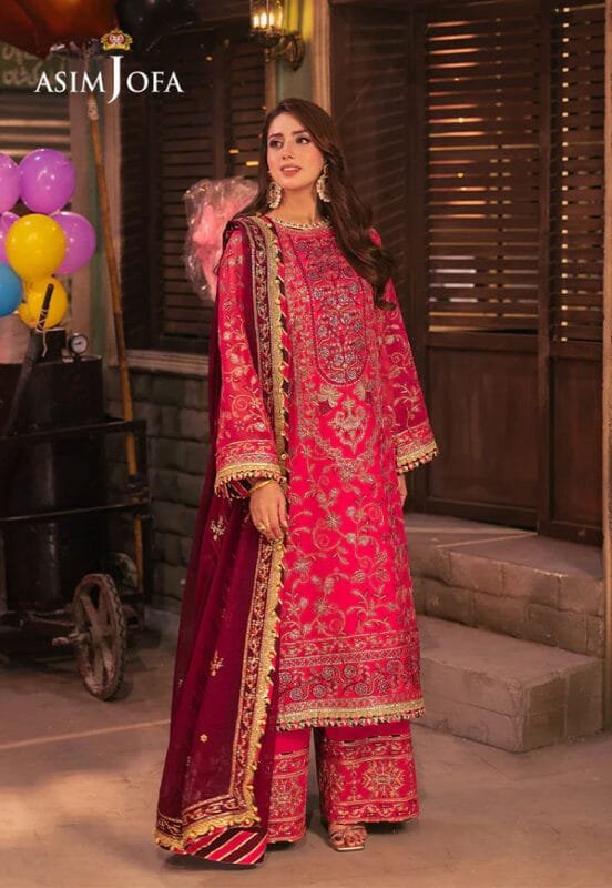 Buy 100% Authentic Pakistani Suits Online in India | TFG